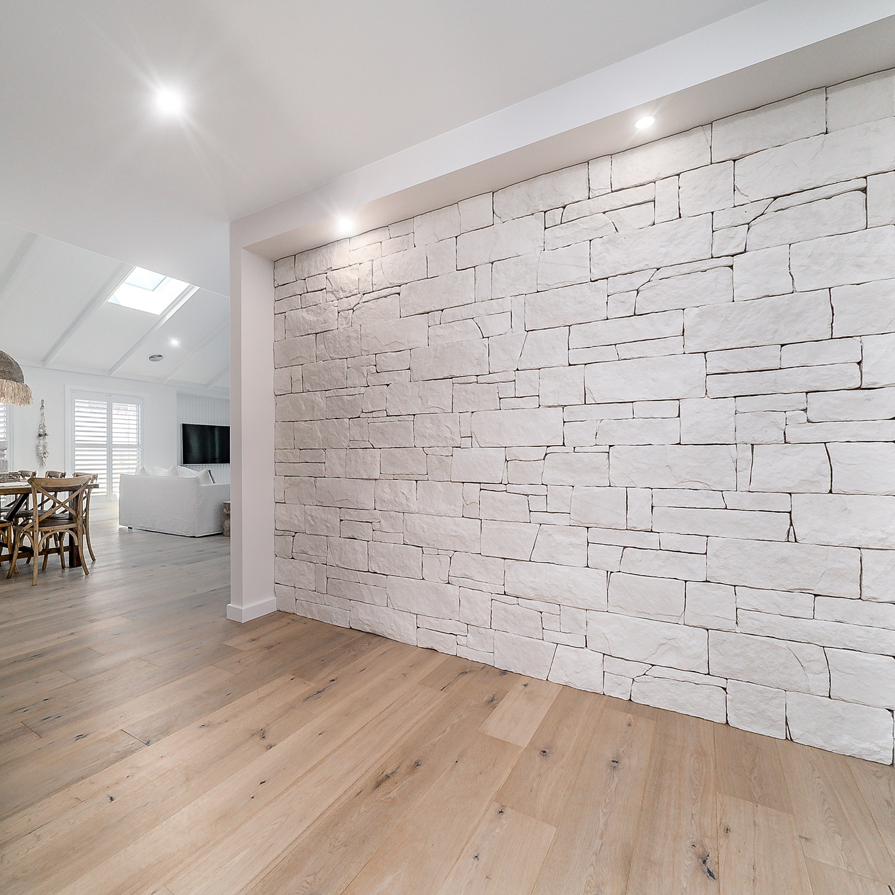 Guide to DIY Wall Cladding - Manufactured Stone