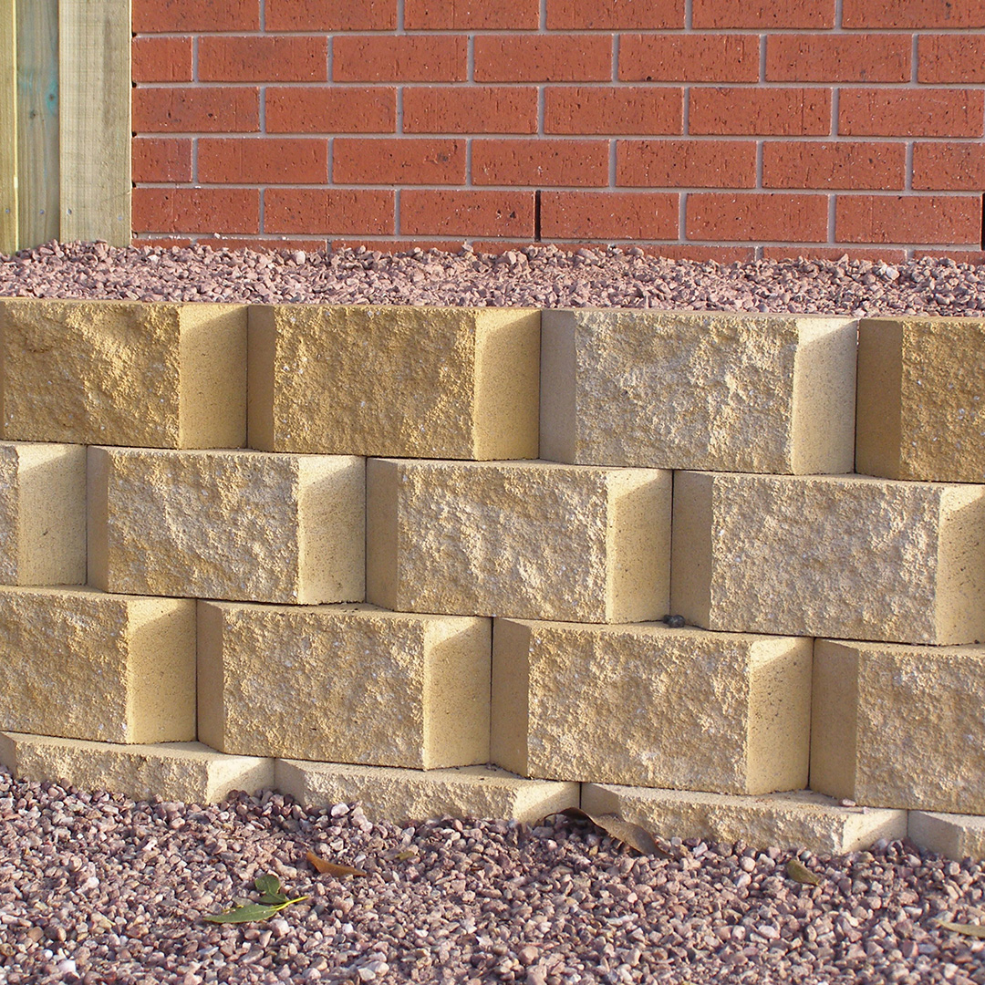 Backyard Block | Retaining Wall Blocks | Norfolk Block Bains Masonry