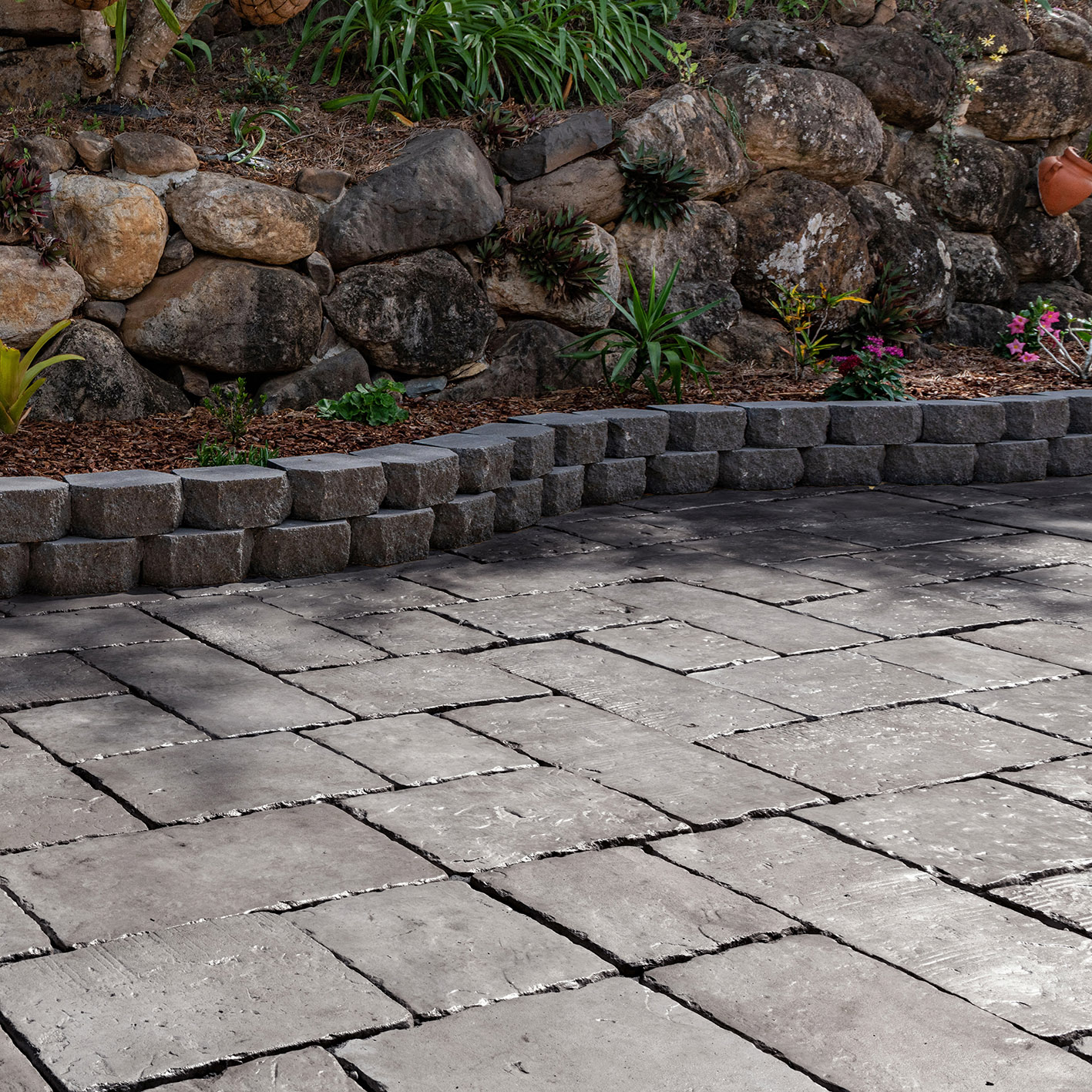 Cobblestone Patio Pavers 16,649 Cobblestone Patio Royalty Free Photos
