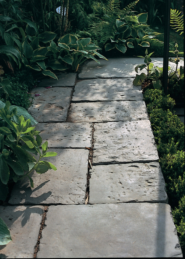 Beautiful Garden Path Ideas - Australian Paving Centre