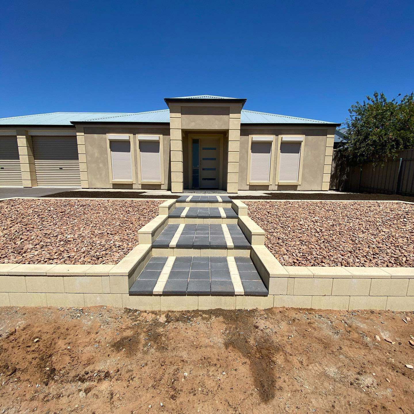 Australian Paving Centre - Before and After photos - home improvements
