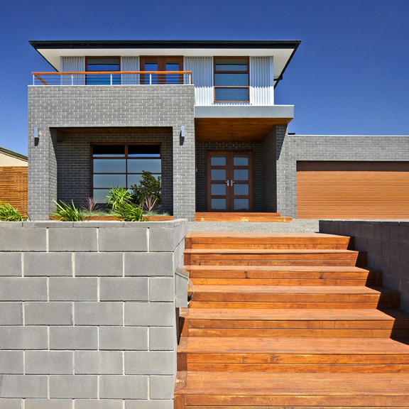 Versaloc® Interlocking Concrete Blocks | DIY Retaining Wall Blocks
